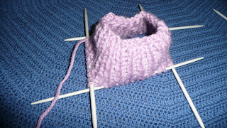 Sa invatam sa crosetam si sa tricotam: sosete tricotate pas cu pas