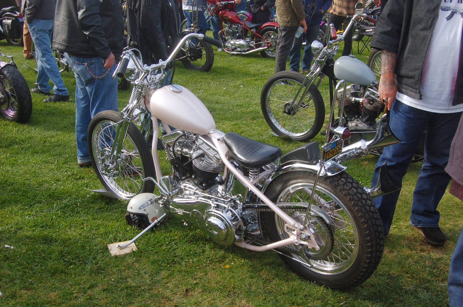 BIKERS,HIPPIES AND TATTOOED FREAKS