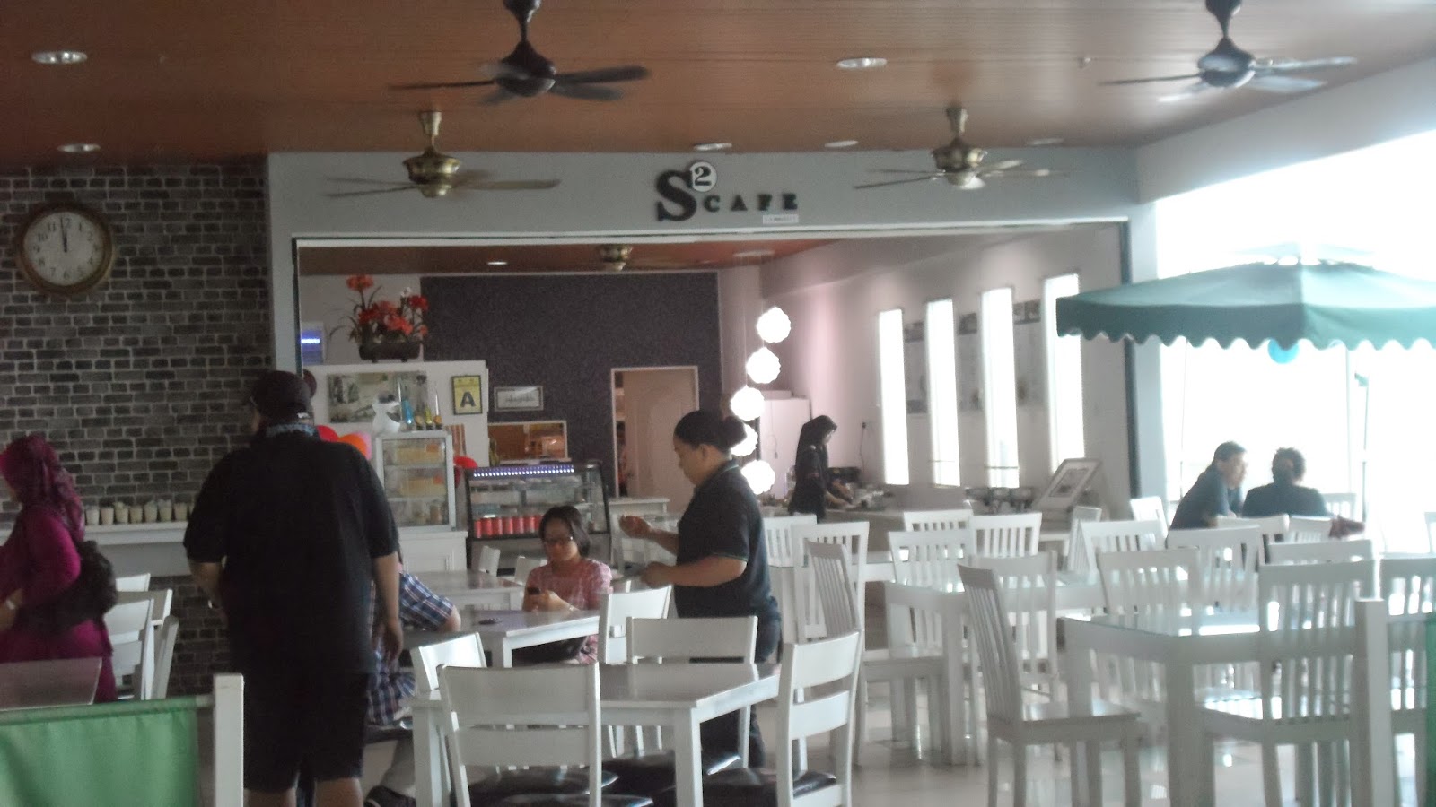 Interesting Corner of Me : Labuan Airport: S2 Café – White Furniture Cafe