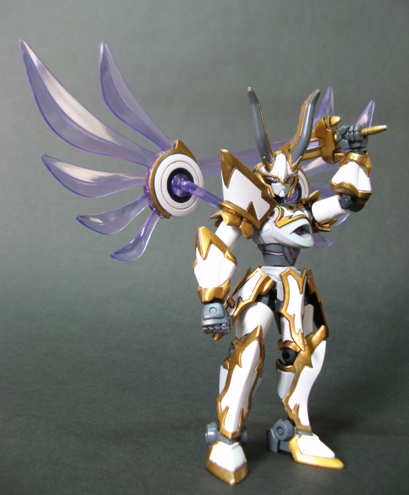 "Dan-Ball Senki "紙箱戰機 LBX 1 : 1 LUCIFER路西法