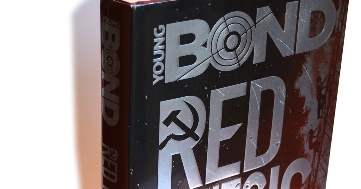 Illustrated 007 - The Art of James Bond: Red Nemesis First Edition