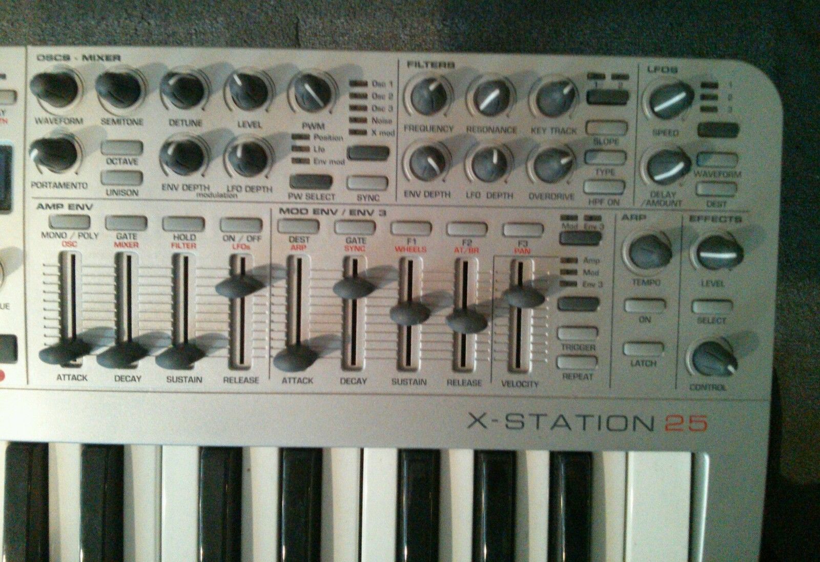 MATRIXSYNTH-B: Novation X-Station 25 Synthesizer Audio Interface and ...