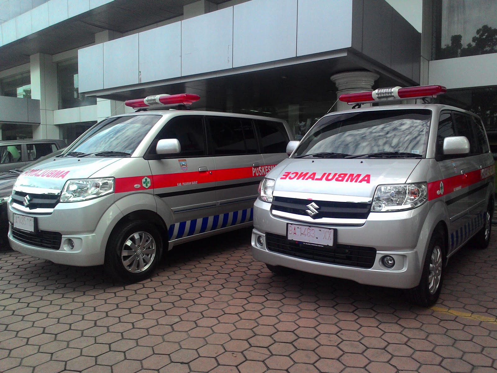 MOBIL SUZUKI PADANG: SUZUKI APV AMBULANCE PADANG