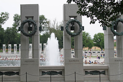 Public Art in Chicago: Washington DC [National World War -II Memorial]