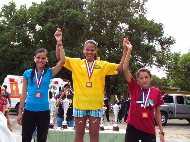 Santo Domingo Corre: La dominicana Maria Mancebo iguala marca 3,000 ...