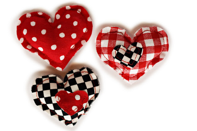 One Crafty Mama!: Showing the love with stuffed hearts - tutorial
