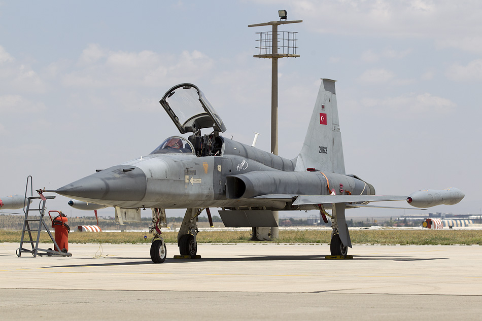 AviationLive: Τουρκία : Σε Ρόλο Aggressor Τα Τελευταία F-5 2000