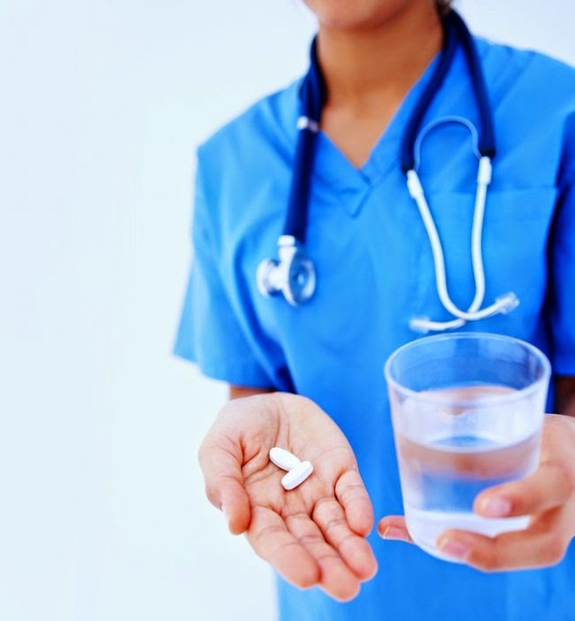 ENFERMERIA: LOS 4 YO