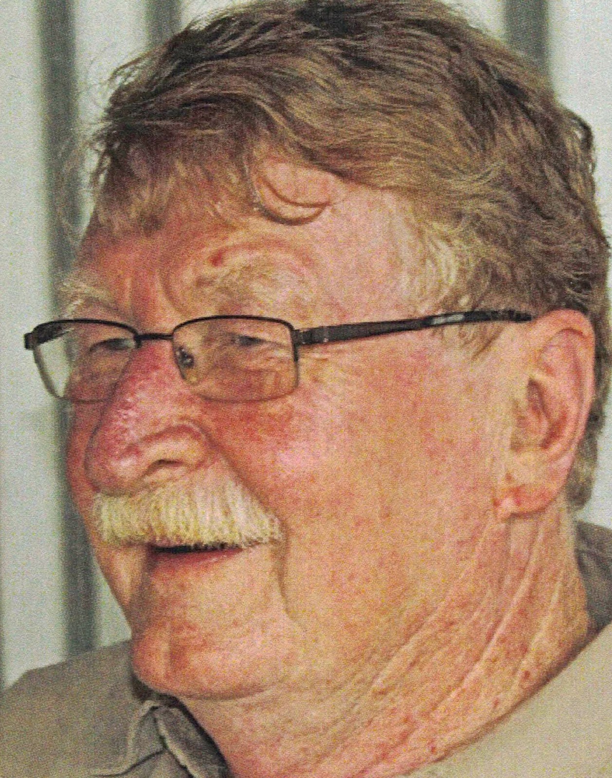 La Lupa: Necrológica: John Sinfield