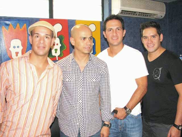 NOTICIAS Y EFEMERIDES MUSICALES Y DEL CINE: HACE 42 AÑOS, NACE ALEX ...