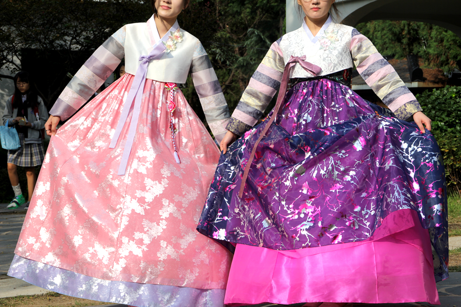 Must-do In Korea :: One Day Hanbok Rental - Traditional Korean Costume ...
