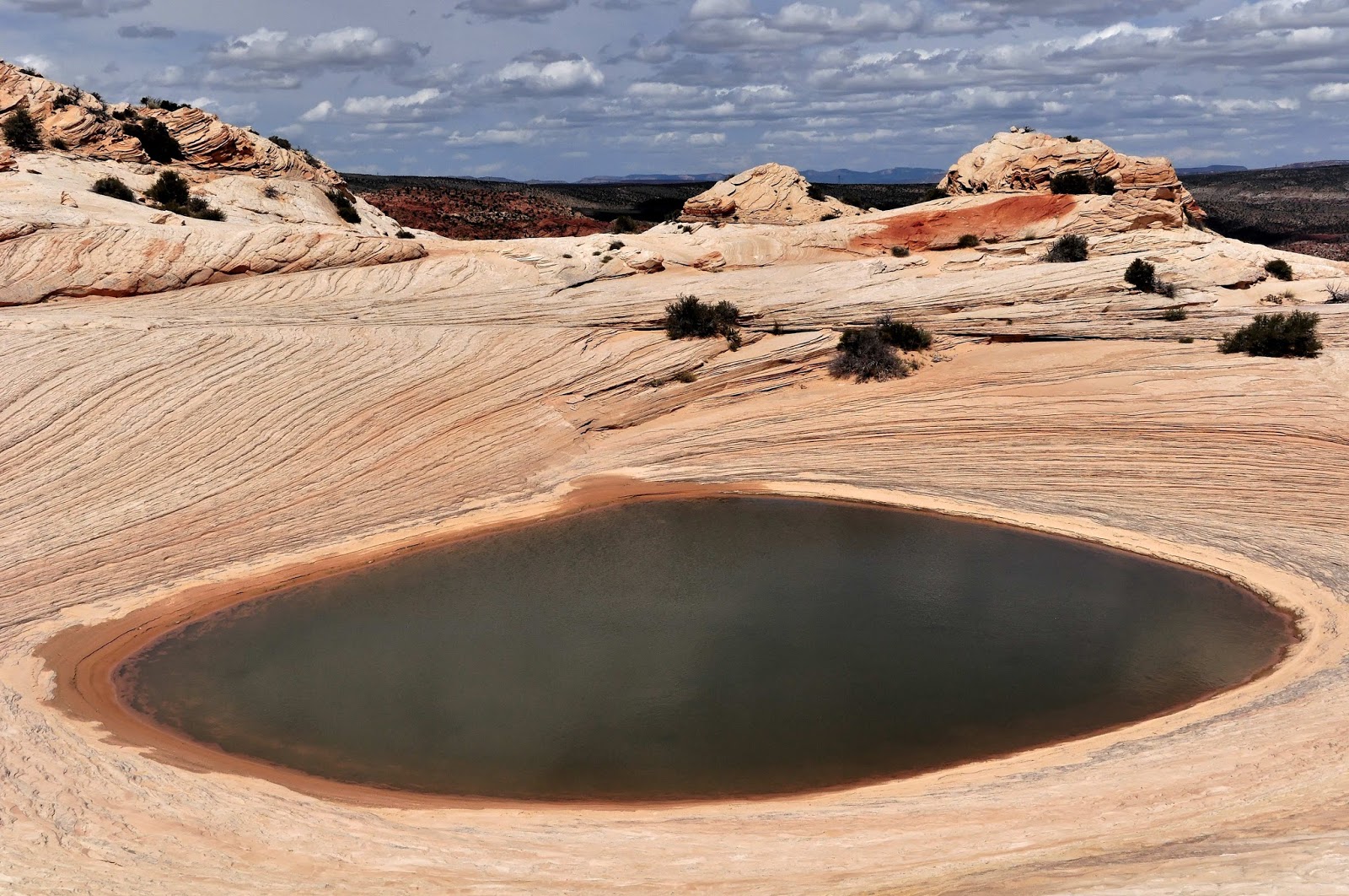 Les voyages de Michèle et Jean-Michel: West Clark Bench - Maze Rock Art ...