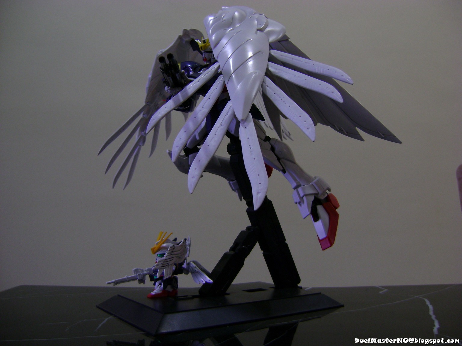 DuelMasterNG Gunpla: Universal PG Action Stand