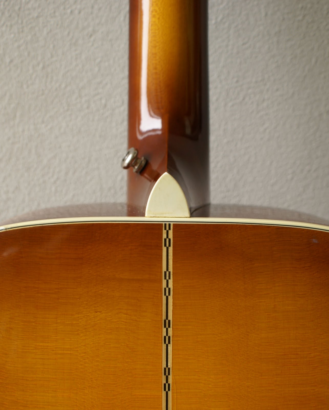 Noud's Guitar Collection: Alfesta / Alpha Musical Instruments / Martin D28