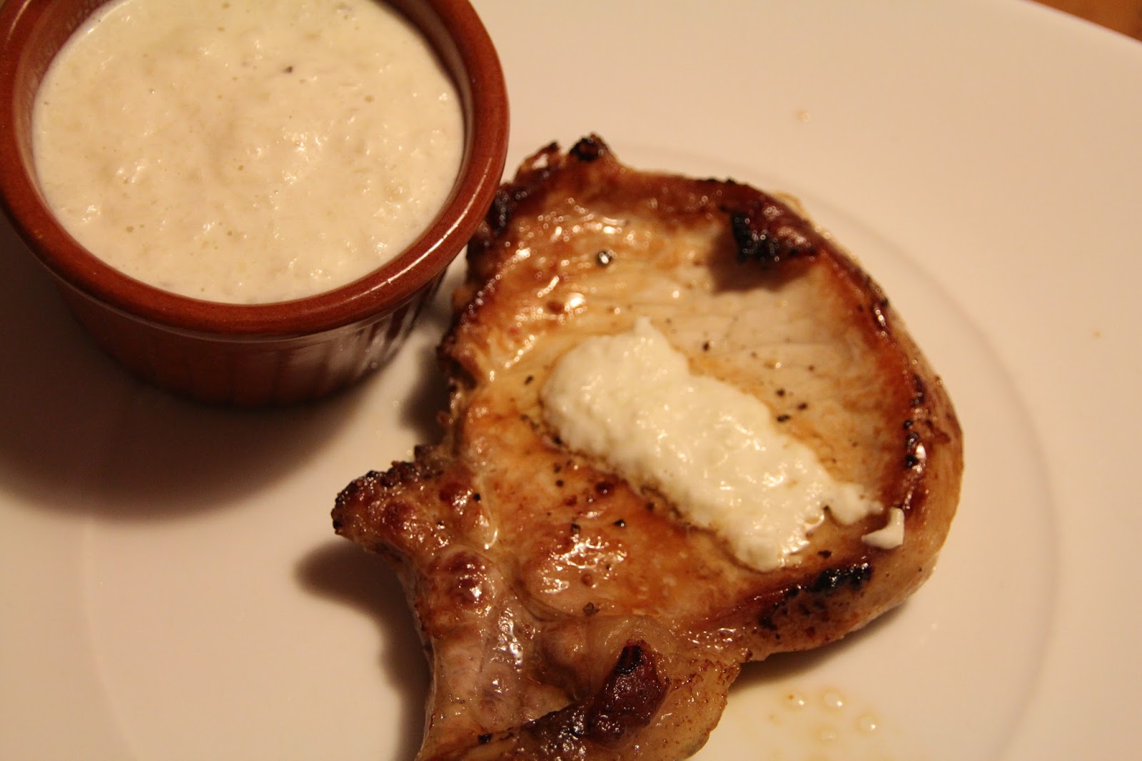 Miss Cereza: Receta: Chuletas de cerdo con salsa de pera