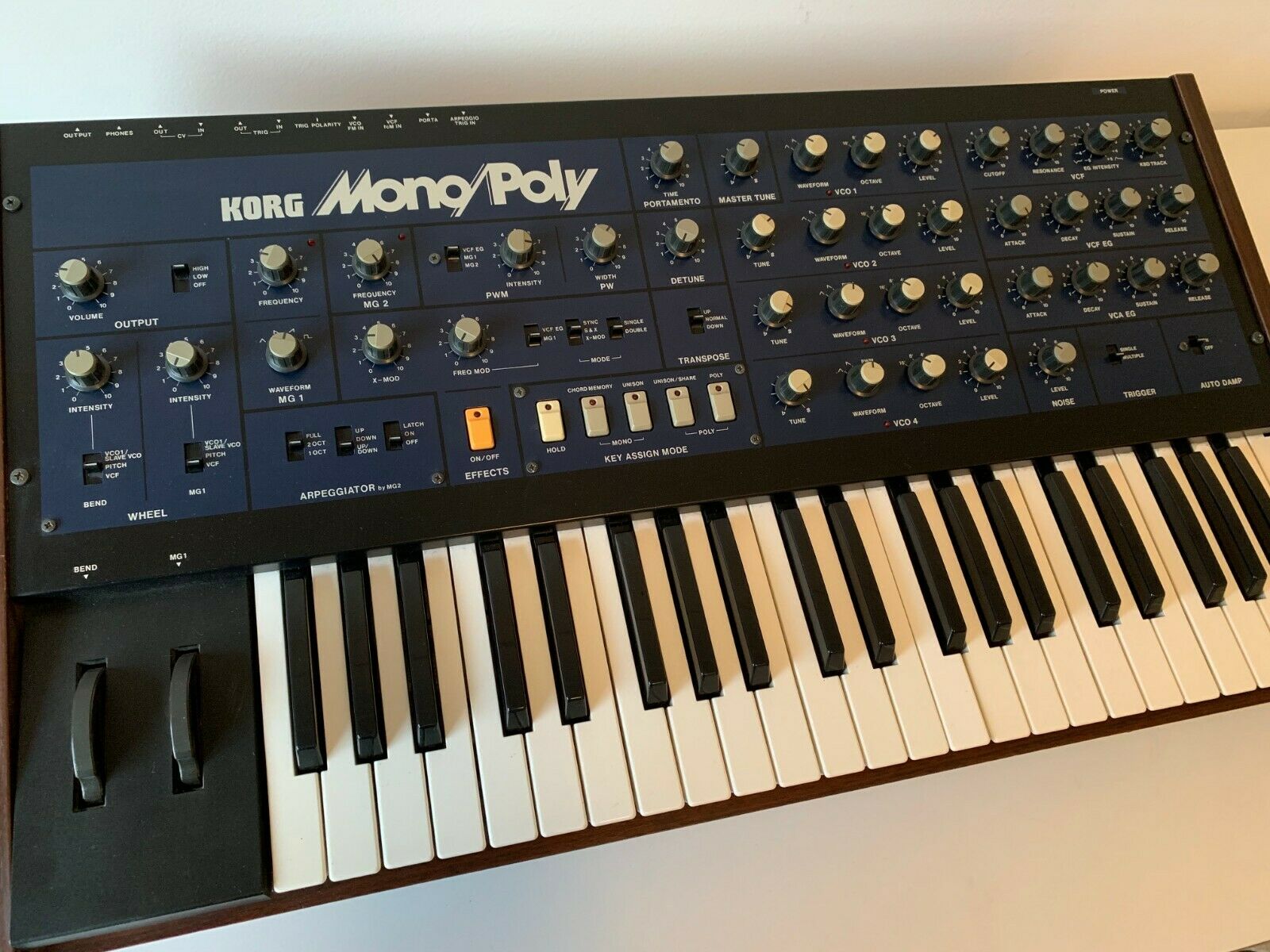MATRIXSYNTH: Korg Mono/Poly w/ MIDI