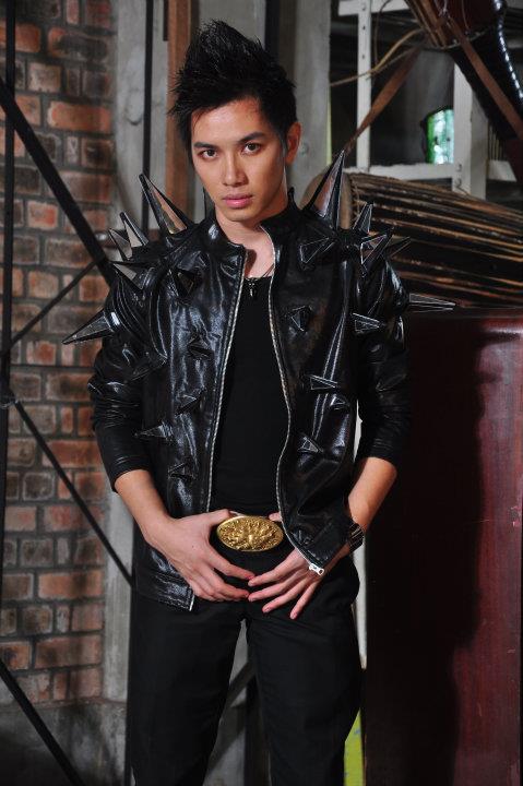 M y a n m a r H u n k s: Sai Si Tom Kham for MRTV-4 Fashion Week