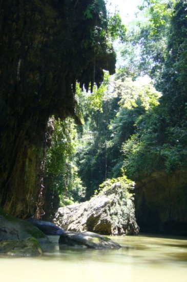 Vacation to Indonesia: The Green Canyon, Another Heaven in West Java