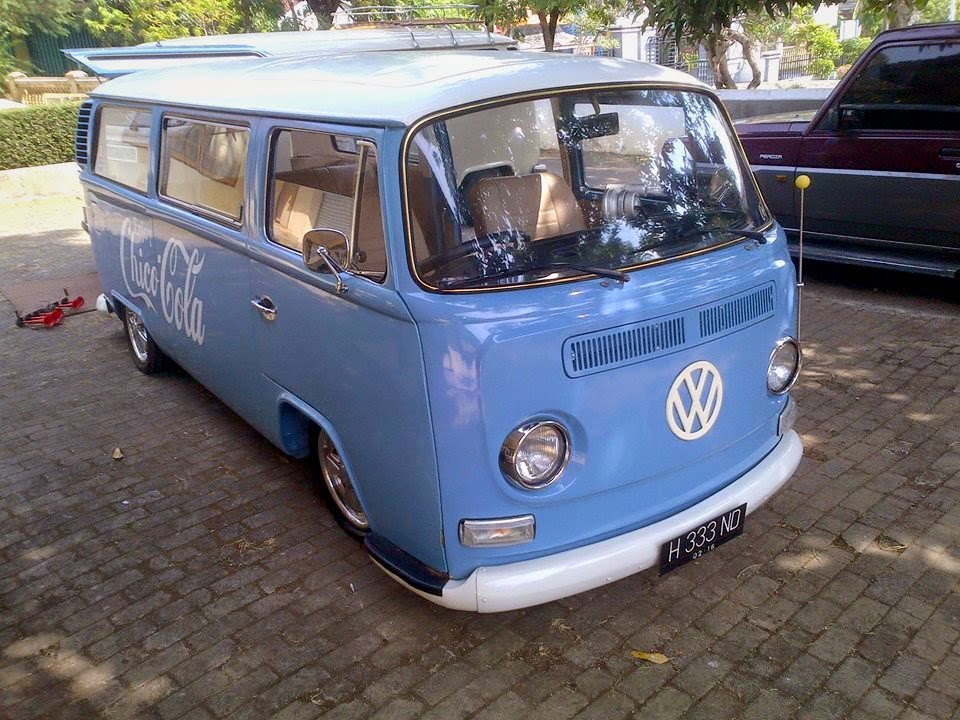 VW Combi 1972 Blue Antique - Otomotif Photo Galery