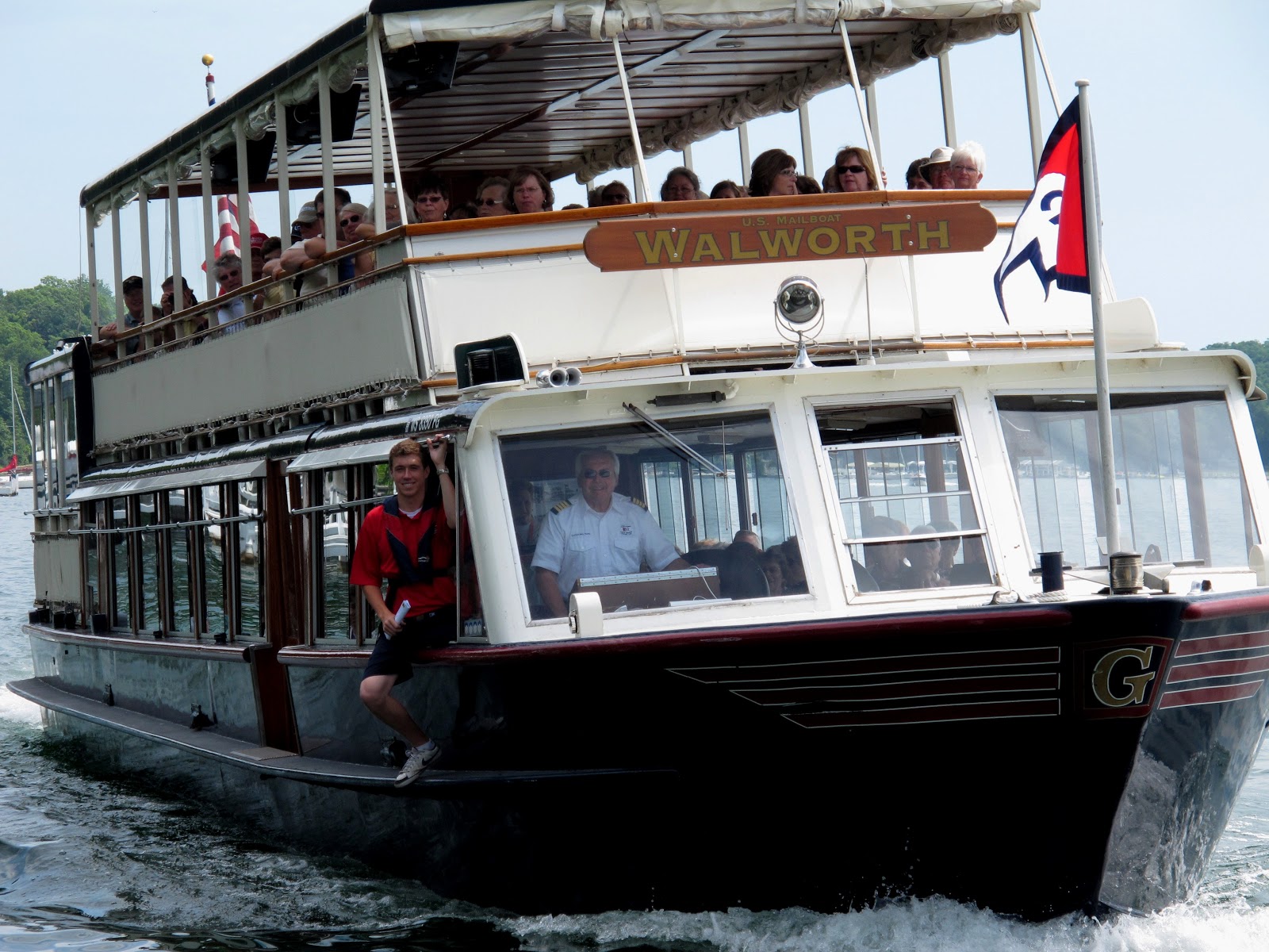 Wooster Square Daily Photo: The Mail Boat