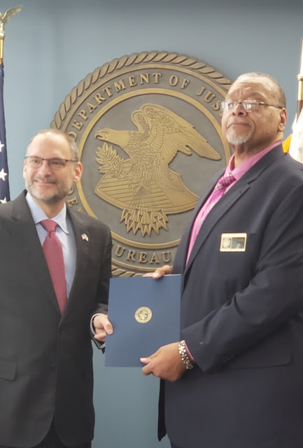 WINGCOM WATCHDOG (WW): James Buckner receives award from Justice Dept ...