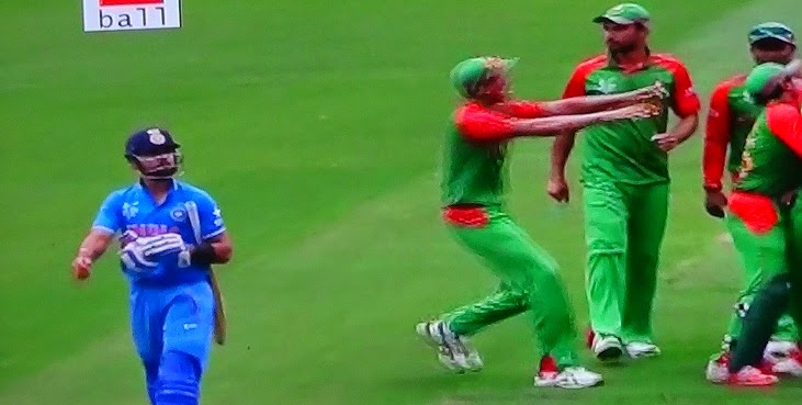 Who Will Win The Cup?: CWC15 LIVE - Game Evenly Poised At Second Drinks ...