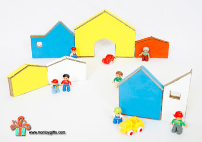 2016 | Munchkins and Mayhem