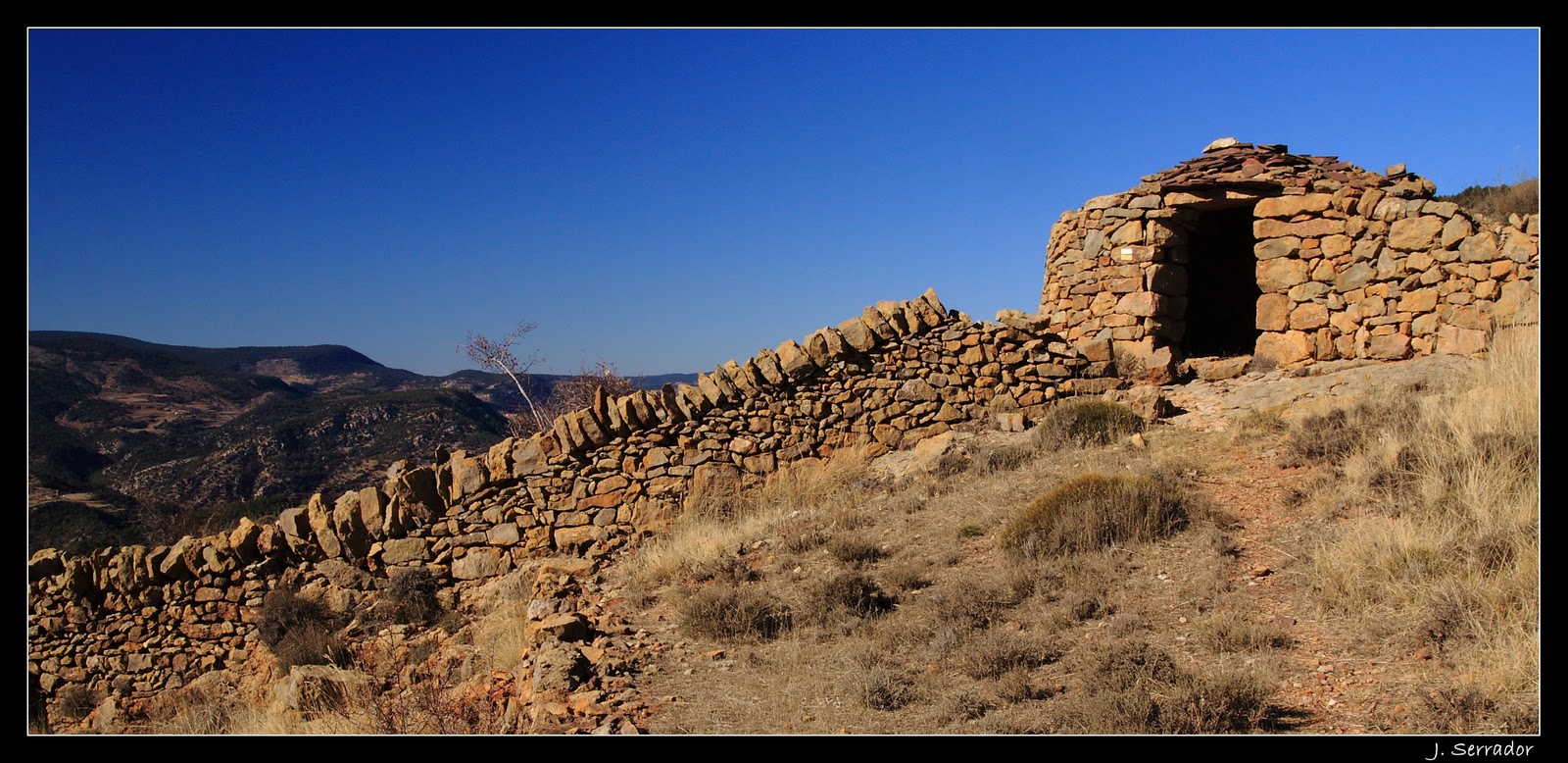 descubriendo PENYAGOLOSA: La arquitectura popular en piedra seca