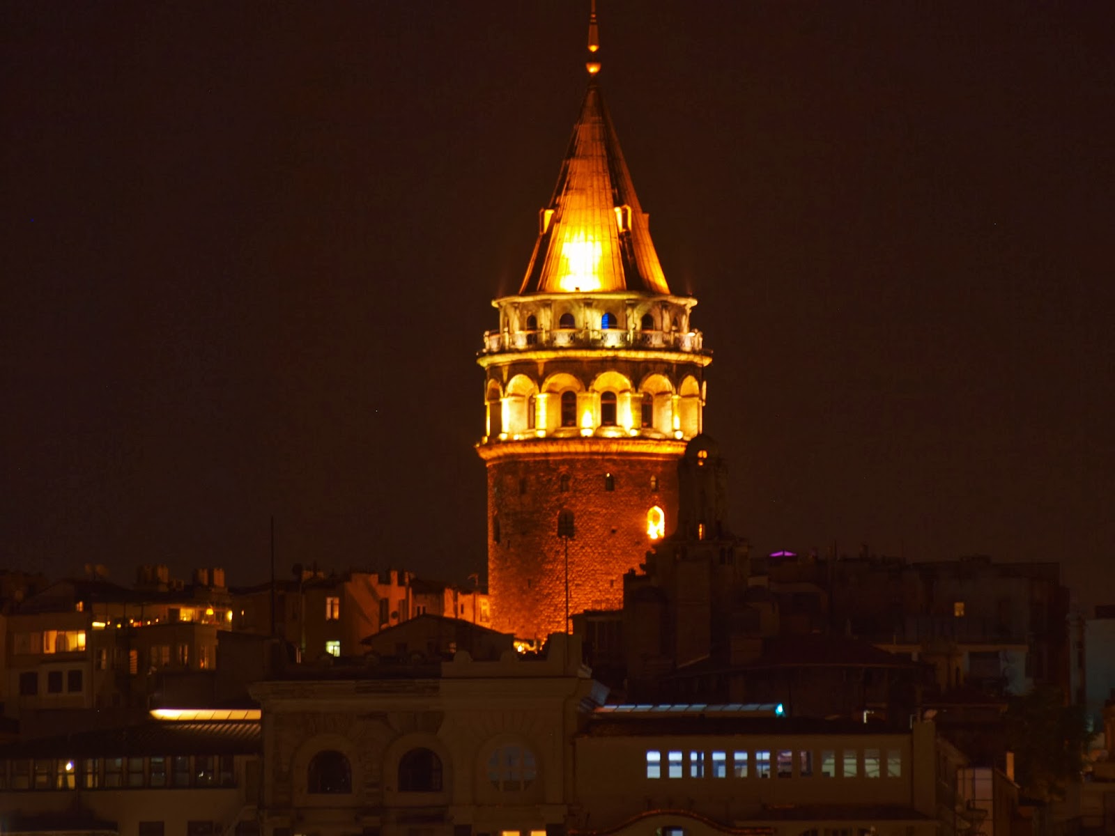 ΚΩΝΣΤΑΝΤΙΝΟΥΠΟΛΗ: ΠΥΡΓΟΣ ΤΟΥ ΓΑΛΑΤΑ (GALATA KULESI)