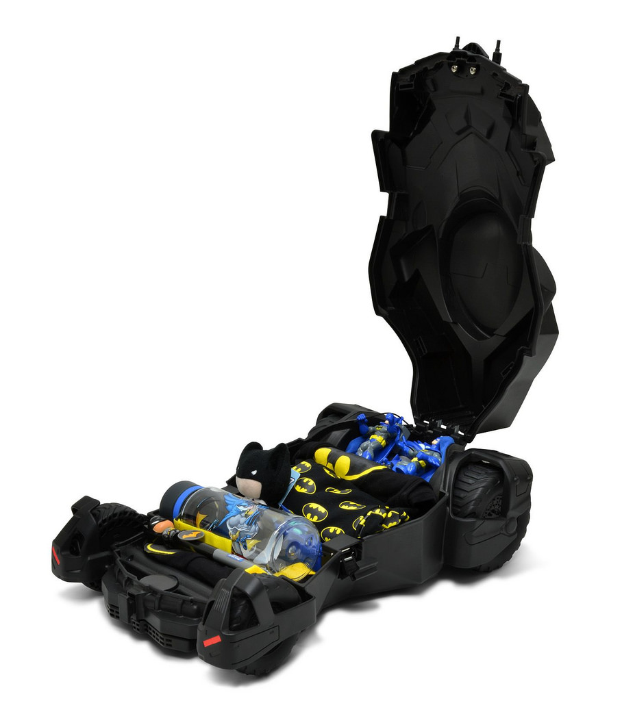 NEWS: Batmobile suitcase! BATMOBILE SUITCASE!!! | The Test Pit