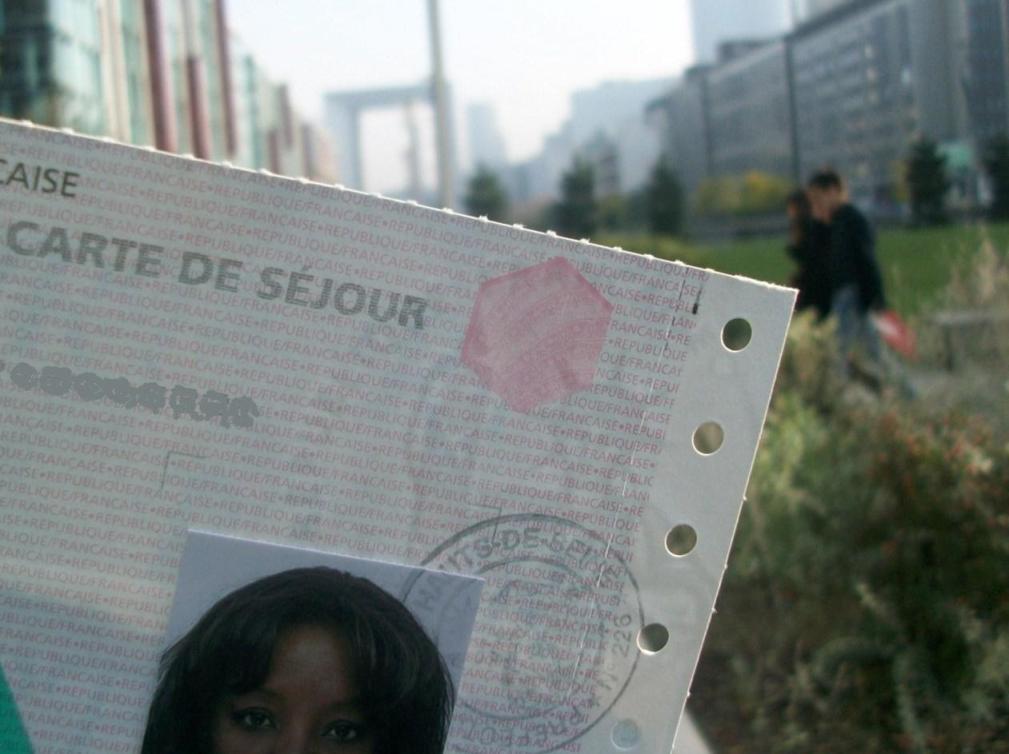 Paris Focus: Thankful for a Carte de Sejour (Resident Permit) in Paris!