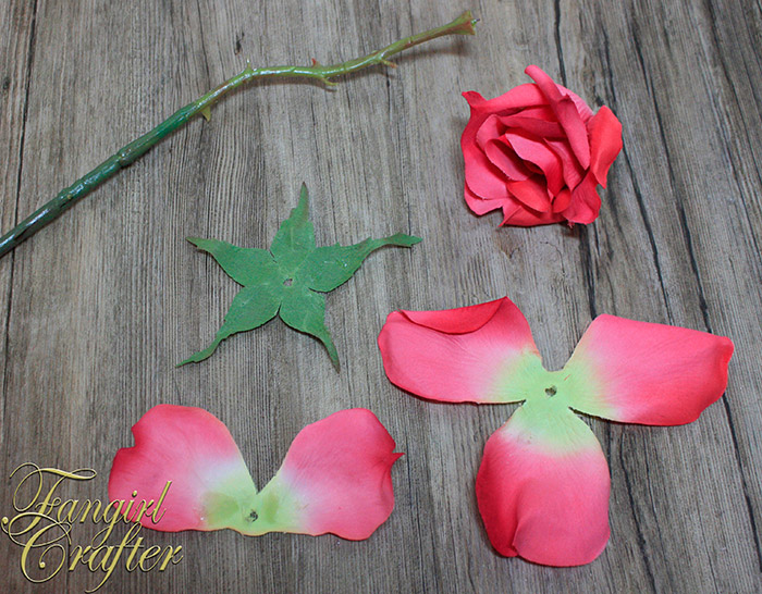 The Fangirl Crafter: Beauty and the Beast Enchanted Rose DIY
