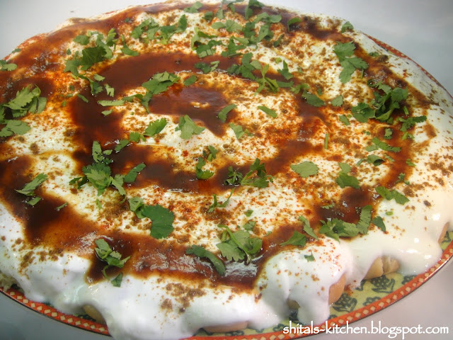 Shital's-Kitchen: Dahi Pakodi