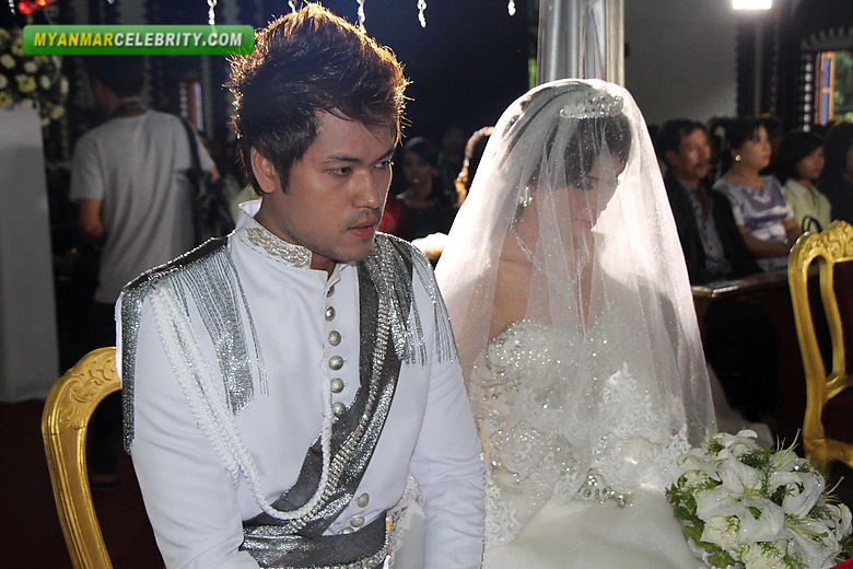 Myanmar News Links: Well-Known Singer Chan Chan & Phone Thike's Wedding ...