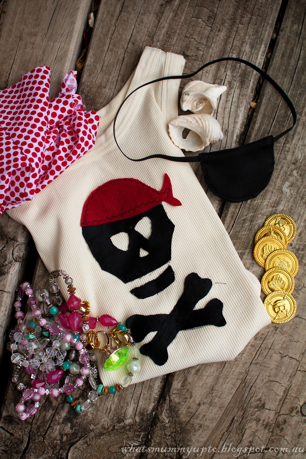 What's Mummy Up To ...: Waste not want not - Pirate Costume and a super ...