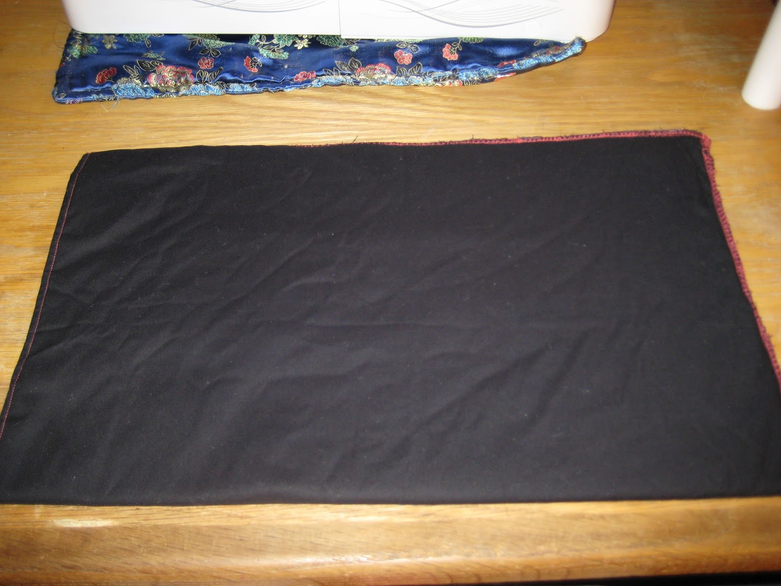 Pondering Cat: Pressing pad idea.