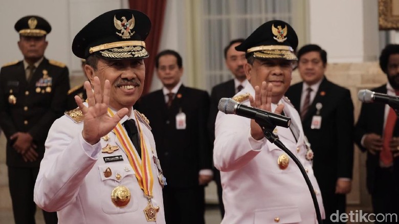 Jokowi Lantik Syamsuar-Edy Jadi Gubernur dan Wakil Gubernur Riau