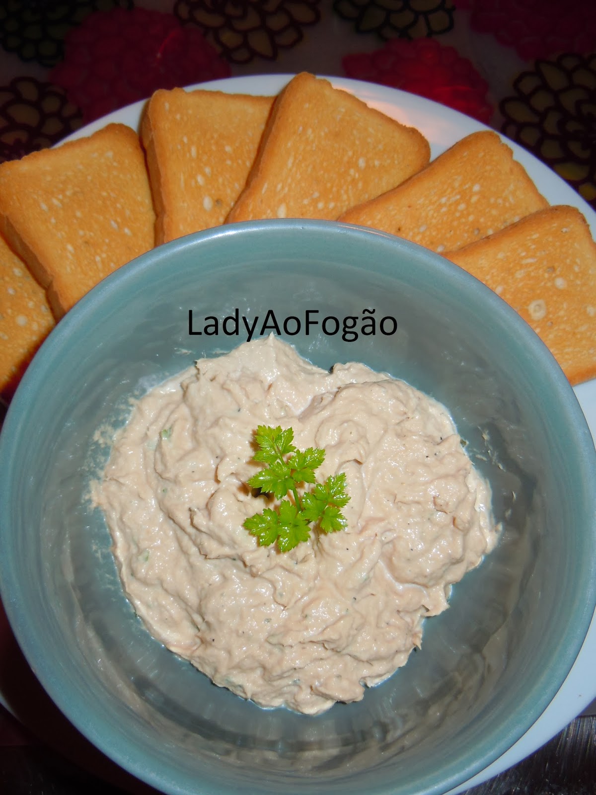 Receitas e lugares do mundo português: Patê de Atum