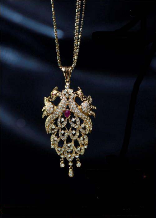 WOMEN'S WORLD: DIAMOND JEWELLERY