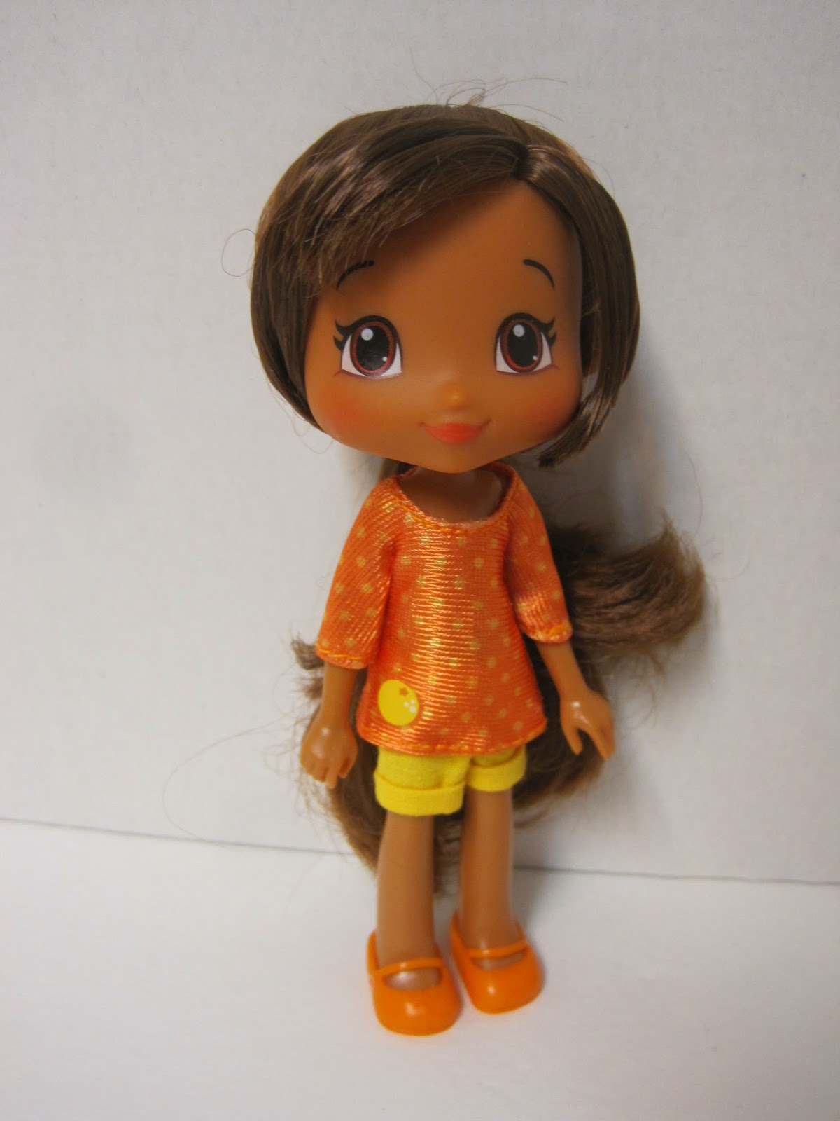 Never Grow Up: A Mom's Guide to Dolls and More: Strawberry Shortcake ...