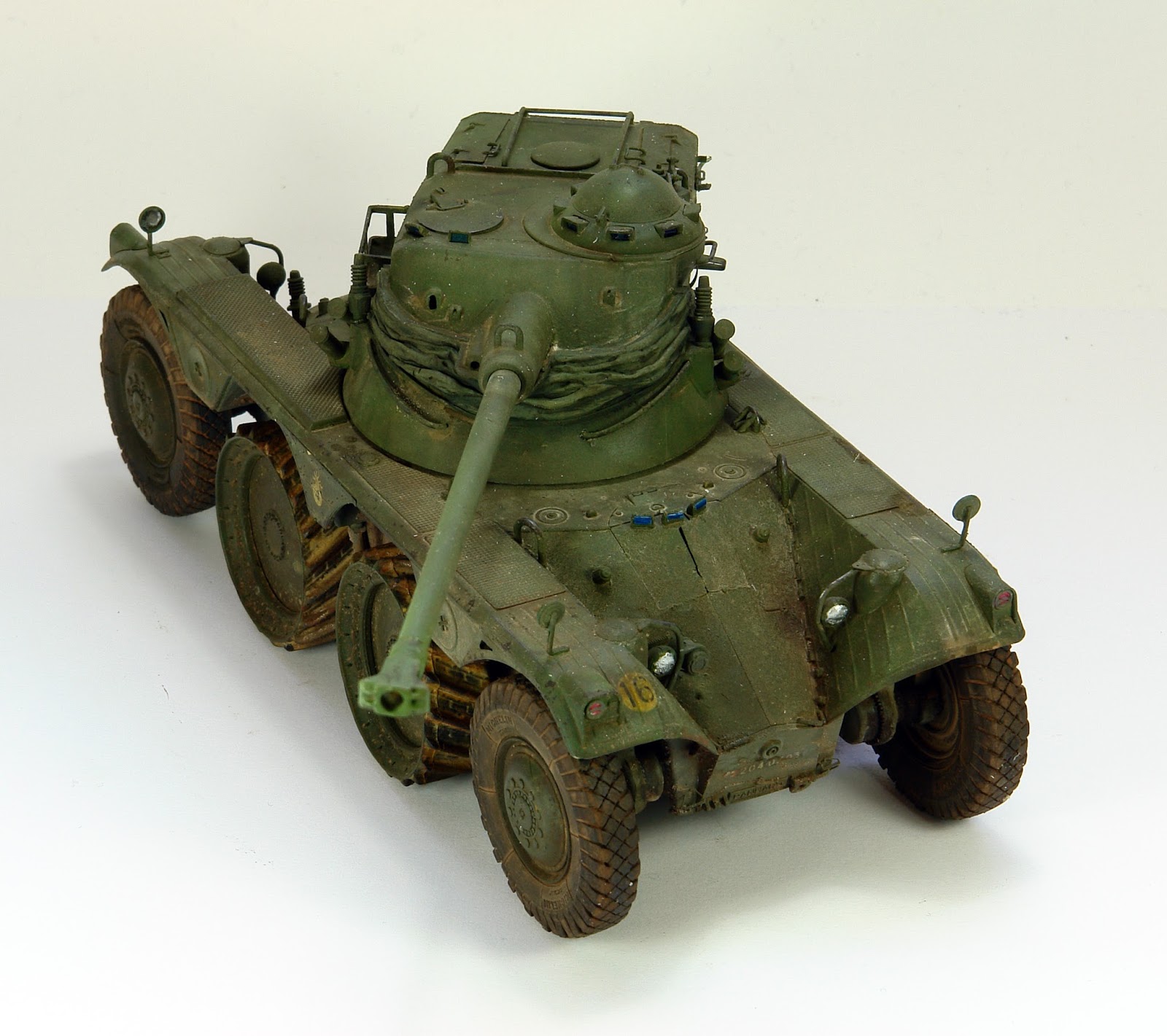 FCModeltips . Federico Collada: Panhard EBR 10 Hobby Boss 1/35