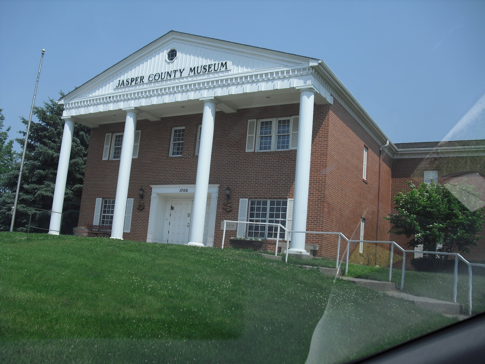 Stay on Route 6: Maytag and Train Sets: Newton, IA to Colfax, IA on ...