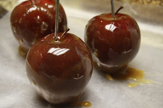 Paula's Bread: Home Made Caramel Apples