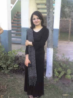 Saba Khan Pak- Girl | Pixdesi4in