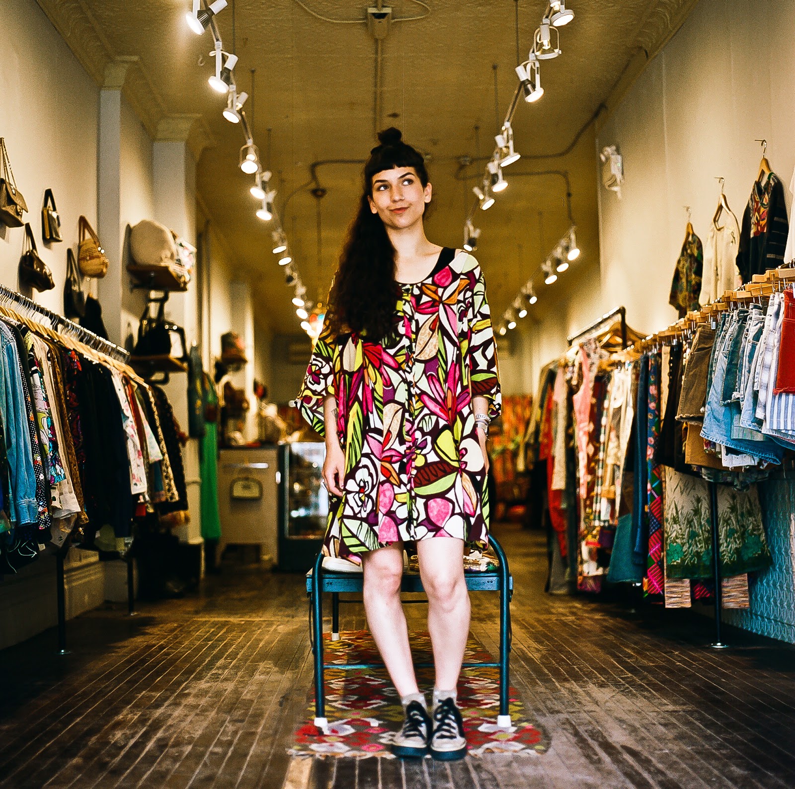 Toronto Street Fashion: ~ Mahro from "Mama Loves You Vintage"