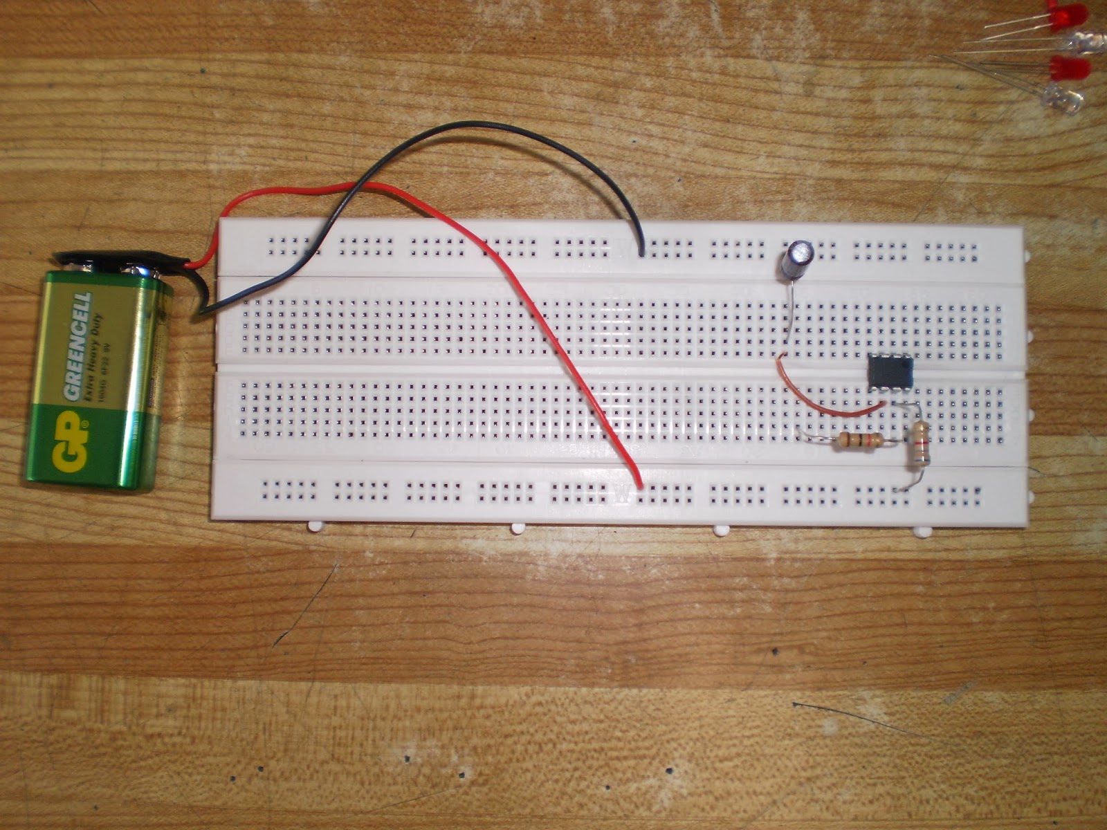 Como Conectar Un Capacitor En Un Protoboard - Citas Para Sexo En Madrid