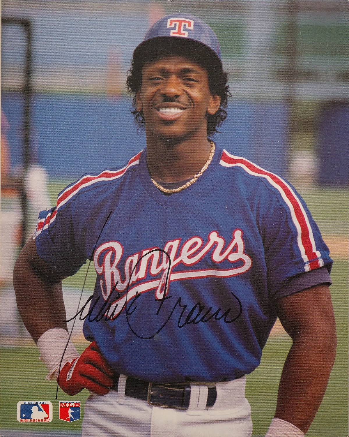 Daily Autograph: Julio Franco