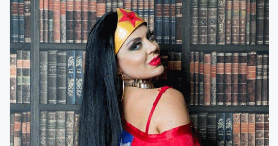 PODEROSA TATI RIBEIRO REVELA SEGREDOS PICANTE