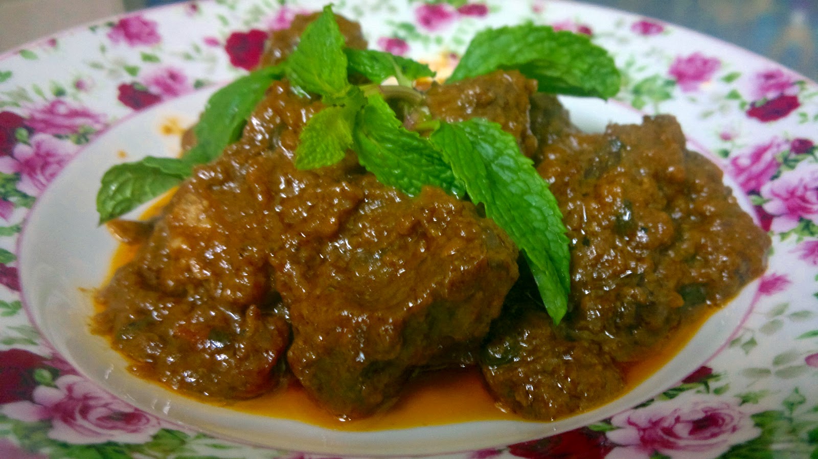 DENAI BERBISIK: lauk beriani daging