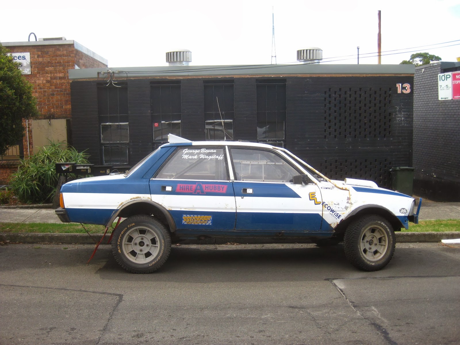 Aussie Old Parked Cars: 1983 Peugeot 505 SRD Turbo - Rally car